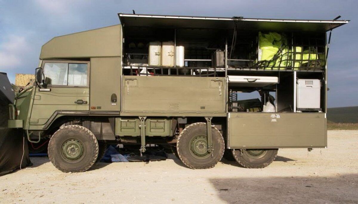 Replacing an Icon — Options for the British Army's Land Rover Fleet ...