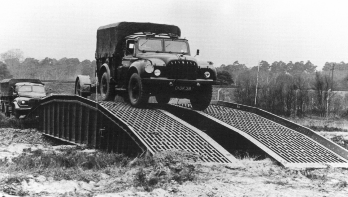 Diminishing Returns – The British Army and its Vehicles – The Fifties ...
