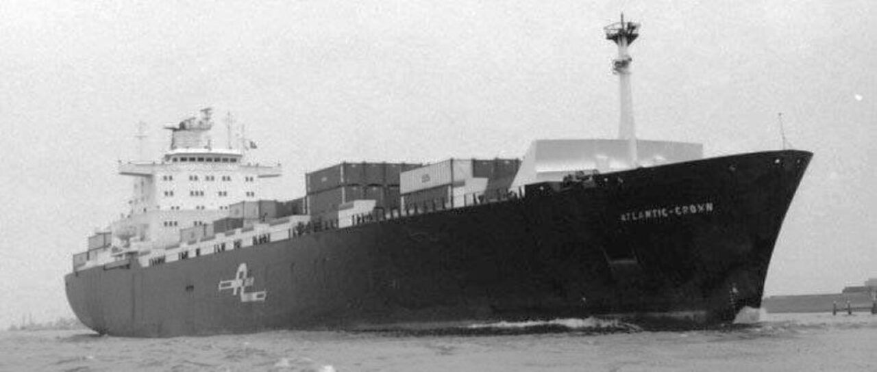 The Atlantic Conveyor - Think Defence