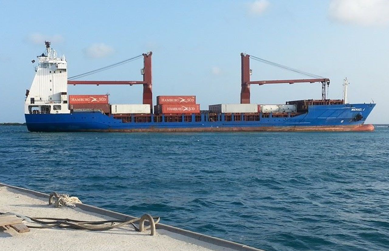 2010 Haiti Earthquake Response Logistics (Seaports) - Think Defence