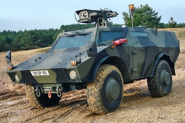 Future Command and Liaison Vehicle (FCLV) — Panther - Think Defence