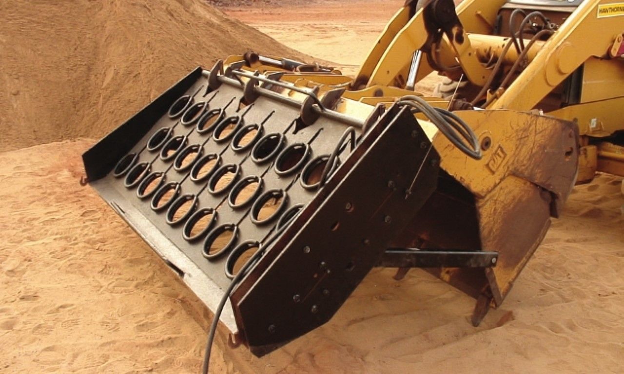 Sandbags and Gabions - Think Defence