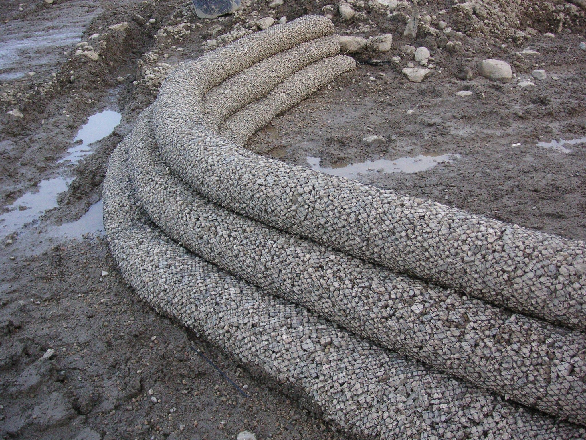 Sandbags and Gabions - Think Defence