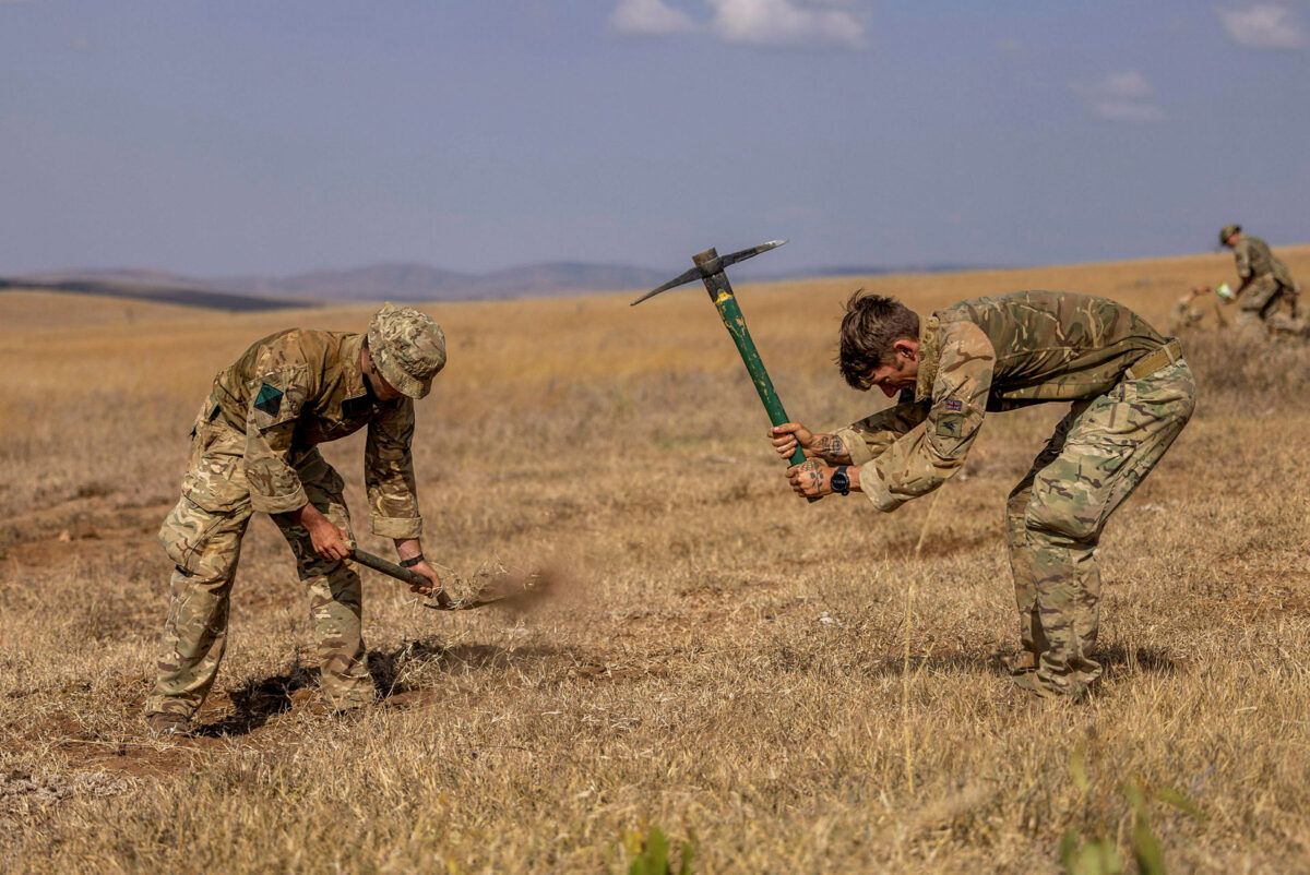 Digging Tools - Think Defence